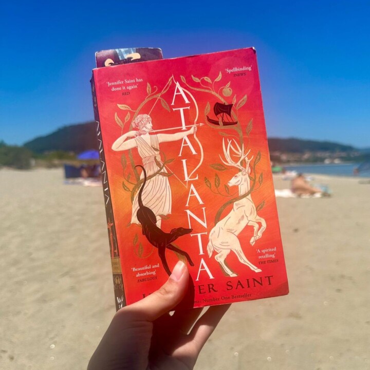 Review: Atalanta, Jennifer Saint - Paula Mendes